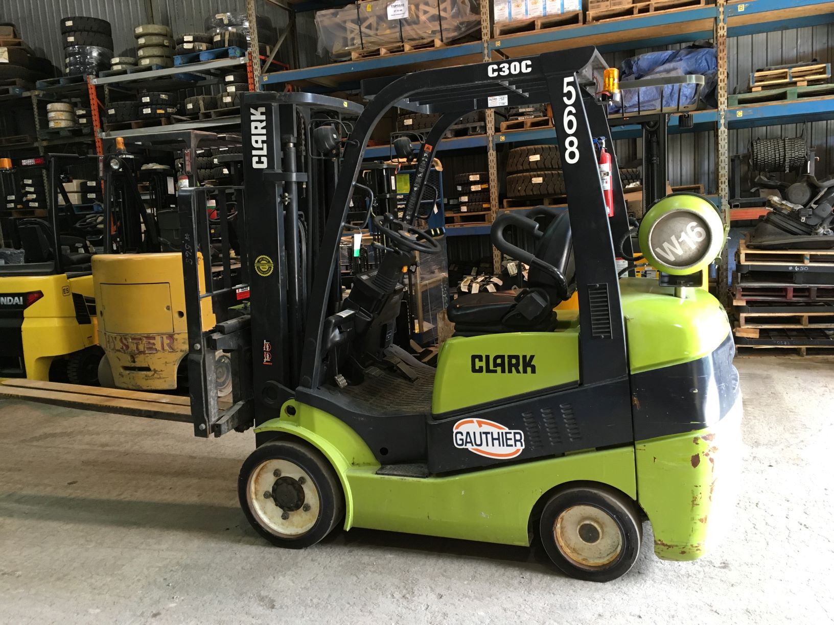 CLARK C30C #568 - Gauthier Chariots Élévateurs : Gauthier Chariots ...